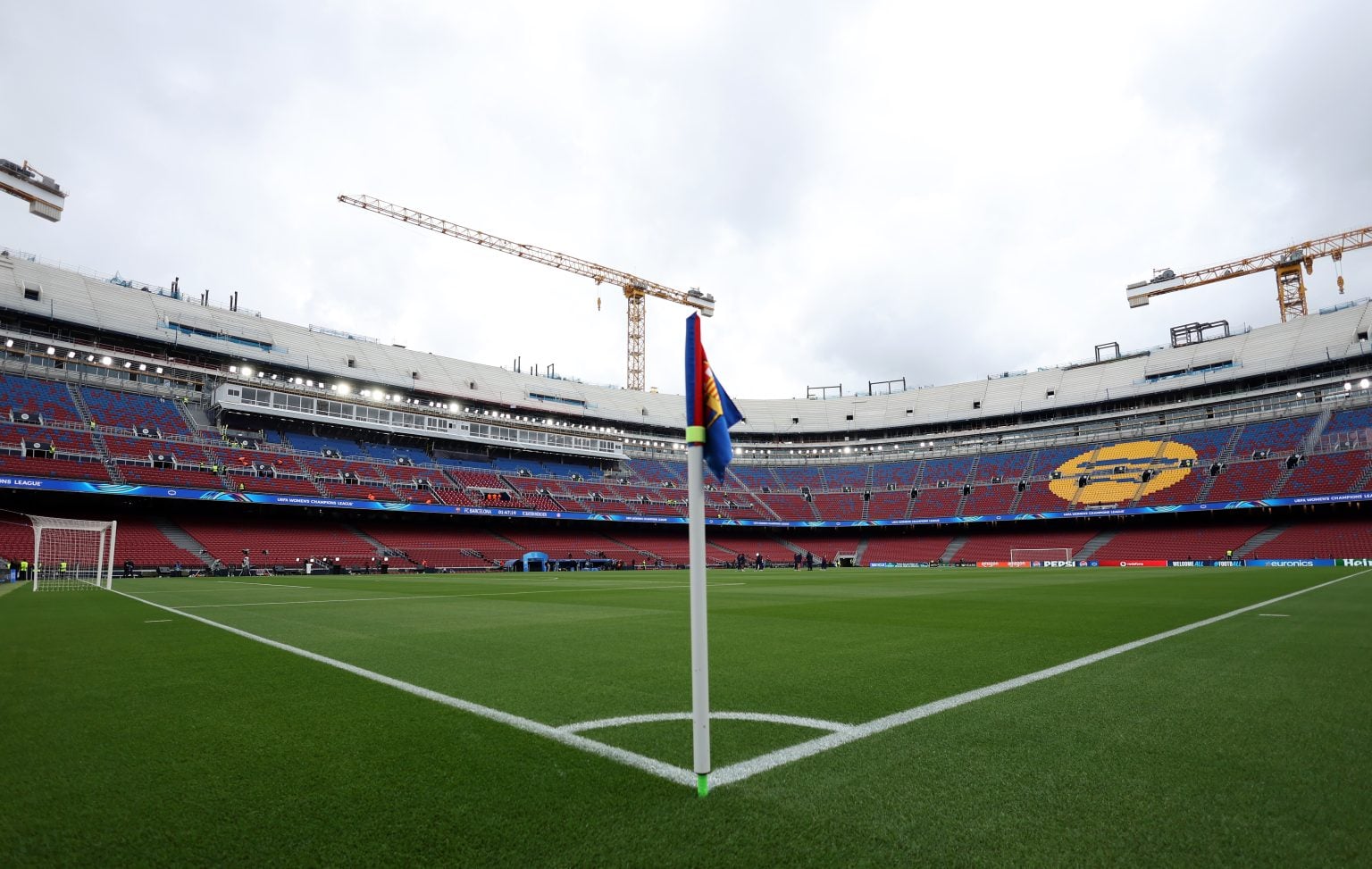 Barcelona expect to earn up to €15 million from El Clasico ticket sales ...